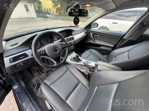 BMW 318 2007 Rīga vietnē Melns BMW 318 2007 Rīga, ar dzinēja tilpumu 2.00 L un nobraukumu 466 tūkst. km par 3700 €, foto 3 vietnē AUTOMOTO.COM.LV