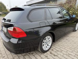 Melns BMW 318 2007 Rīga, ar dzinēja tilpumu 2.00 L un nobraukumu 201 tūkst. km par 2950 €, foto 10 vietnē AUTOMOTO.COM.LV