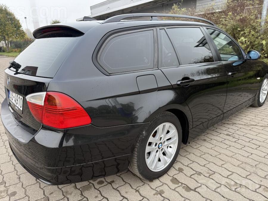 Melns BMW 318 2007 Rīga, ar dzinēja tilpumu 2.00 L un nobraukumu 201 tūkst. km par 2950 €, foto 10 vietnē AUTOMOTO.COM.LV