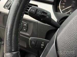 Melns BMW 318 2007 Rīga, ar dzinēja tilpumu 2.00 L un nobraukumu 201 tūkst. km par 2950 €, foto 13 vietnē AUTOMOTO.COM.LV