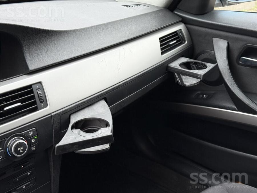 Melns BMW 318 2007 Rīga, ar dzinēja tilpumu 2.00 L un nobraukumu 201 tūkst. km par 2950 €, foto 18 vietnē AUTOMOTO.COM.LV