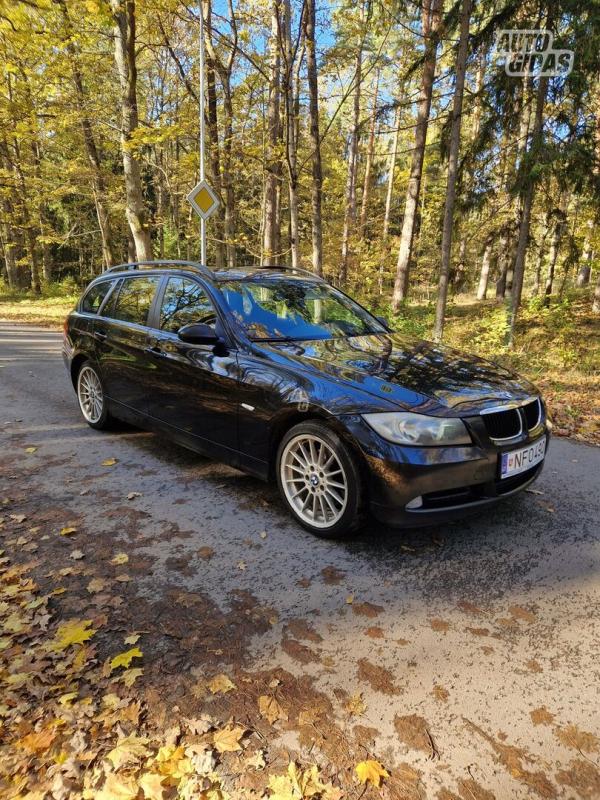 Melns BMW 318 2007 Šauļi, ar dzinēja tilpumu 2.00 L un nobraukumu 313 tūkst. km par 1250 €, foto 1 vietnē AUTOMOTO.COM.LV