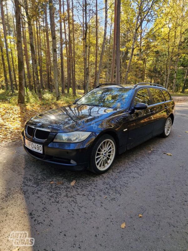 Melns BMW 318 2007 Šauļi, ar dzinēja tilpumu 2.00 L un nobraukumu 313 tūkst. km par 1250 €, foto 4 vietnē AUTOMOTO.COM.LV