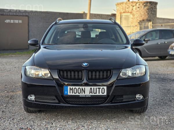 Black BMW 318 2008 in Liepaja, with an engine capacity of 2.00 L and mileage of 0 thousand km for 3800 €, photo 3 on AUTOMOTO.COM.LV