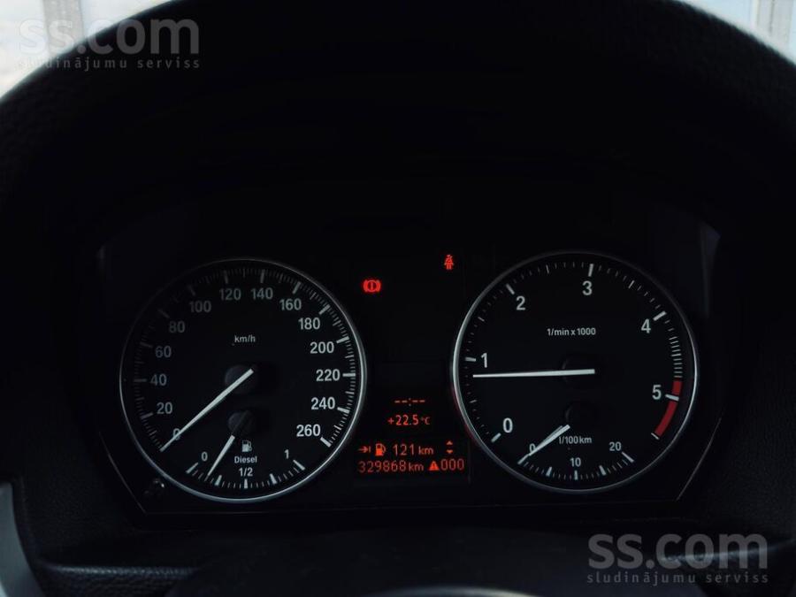 Black BMW 318 2008 in Cesis, with an engine capacity of 2.00 L and mileage of 0 thousand km for 14500 €, photo 32 on AUTOMOTO.COM.LV