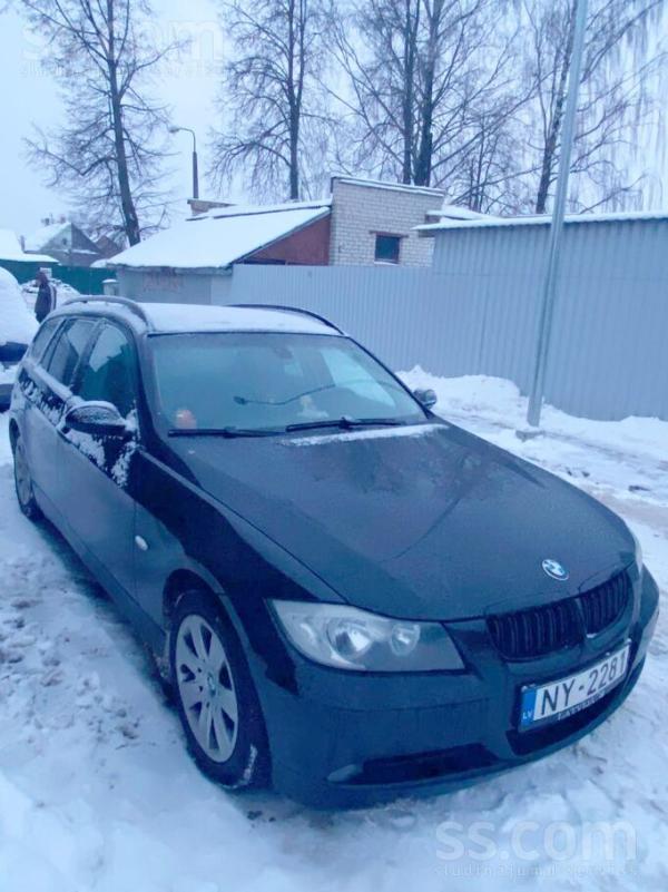 Black BMW 318 2008 in Daugavpils, with an engine capacity of 2.00 L and mileage of 235 thousand km for 3750 €, photo 6 on AUTOMOTO.COM.LV