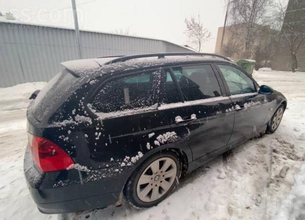 Black BMW 318 2008 in Daugavpils, with an engine capacity of 2.00 L and mileage of 235 thousand km for 3750 €, photo 8 on AUTOMOTO.COM.LV