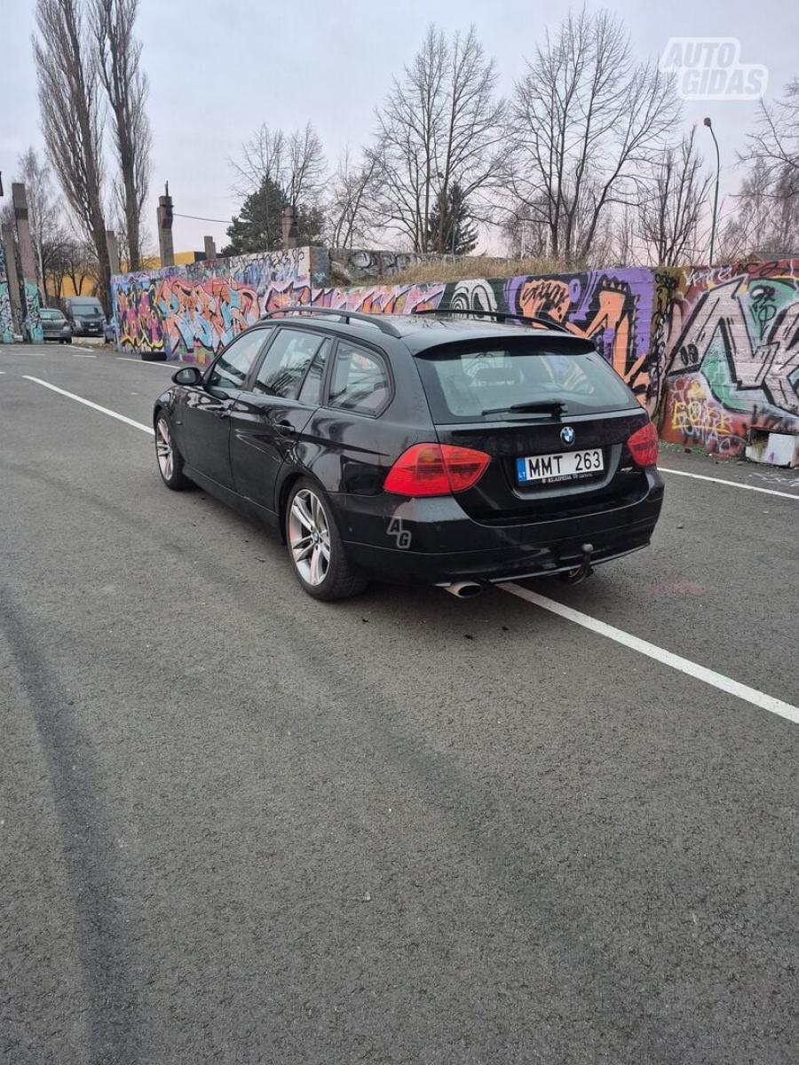 Melns BMW 318 2008 Klaipėda, ar dzinēja tilpumu 2.00 L un nobraukumu 263 tūkst. km par 3200 €, foto 3 vietnē AUTOMOTO.COM.LV
