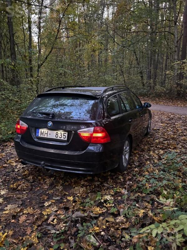 Melns BMW 318 2008 Ogre, ar dzinēja tilpumu 2.00 L un nobraukumu 307 tūkst. km par 2370 €, foto 6 vietnē AUTOMOTO.COM.LV