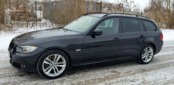Melns BMW 318 2008 Rīga, ar dzinēja tilpumu 2.00 L un nobraukumu 328 tūkst. km par 4600 €, foto 2 vietnē AUTOMOTO.COM.LV