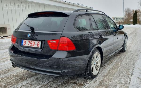Melns BMW 318 2008 Rīga, ar dzinēja tilpumu 2.00 L un nobraukumu 328 tūkst. km par 4600 €, foto 4 vietnē AUTOMOTO.COM.LV