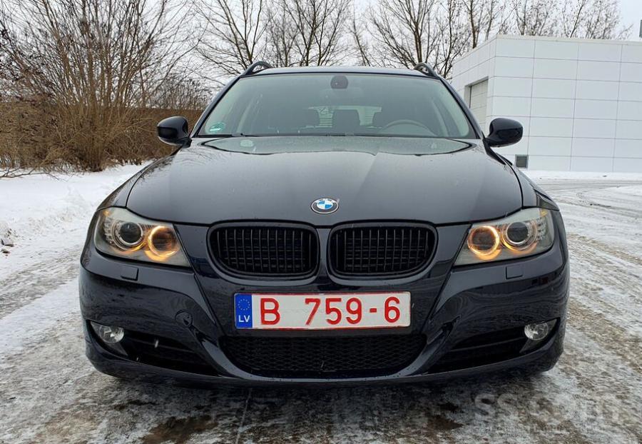 Melns BMW 318 2008 Rīga, ar dzinēja tilpumu 2.00 L un nobraukumu 328 tūkst. km par 4600 €, foto 6 vietnē AUTOMOTO.COM.LV