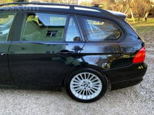 Black BMW 318 2008 in Riga, with an engine capacity of 2.00 L and mileage of 300 thousand km for 4400 €, photo 32 on AUTOMOTO.COM.LV