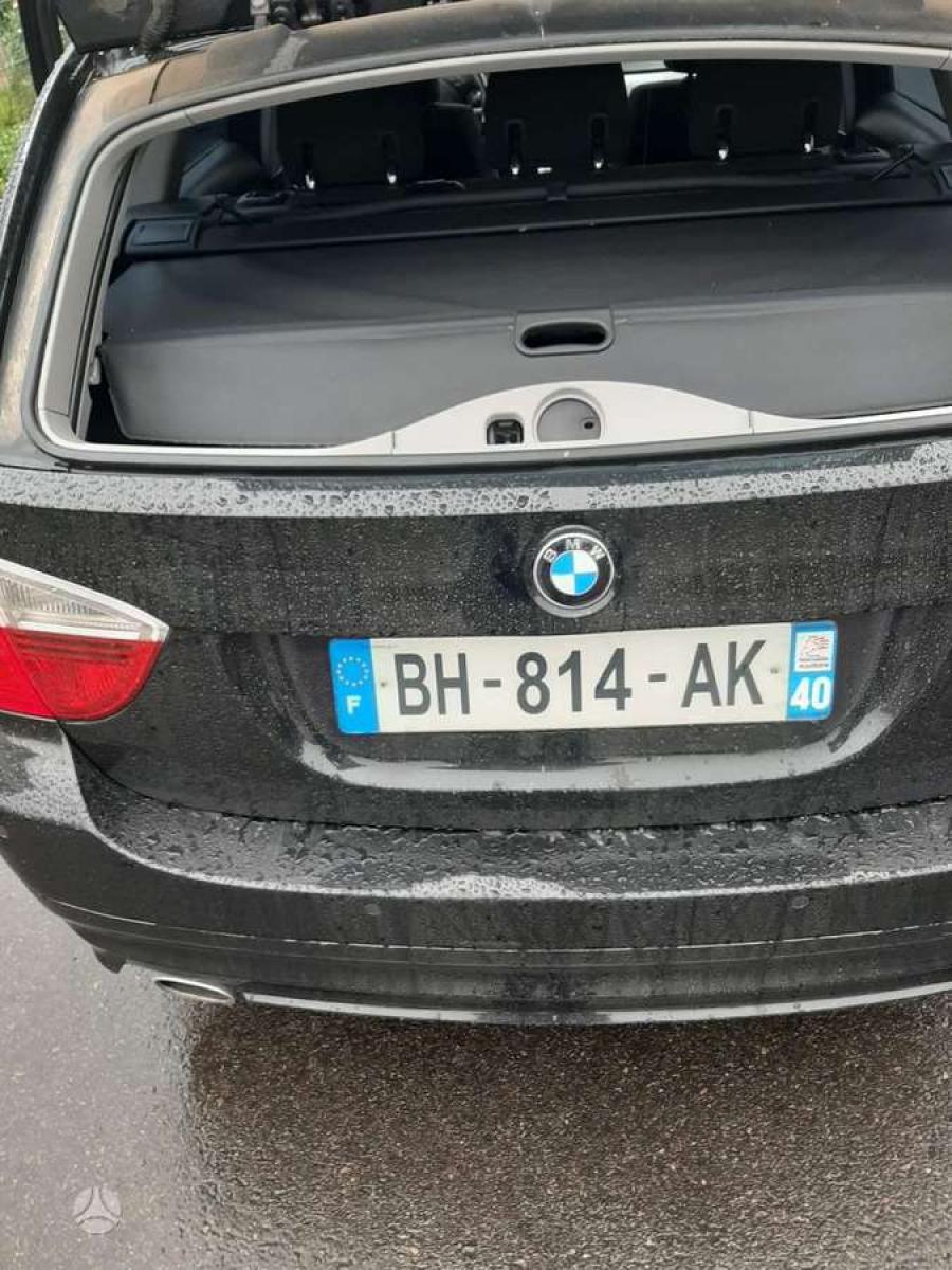Black BMW 318 2008 in Kaunas, with an engine capacity of 2.00 L and mileage of 295 thousand km for 2700 €, photo 7 on AUTOMOTO.COM.LV