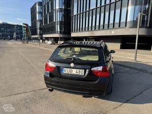 Black BMW 318 2008 in Kaunas, with an engine capacity of 2.00 L and mileage of 242 thousand km for 2500 €, photo 7 on AUTOMOTO.COM.LV