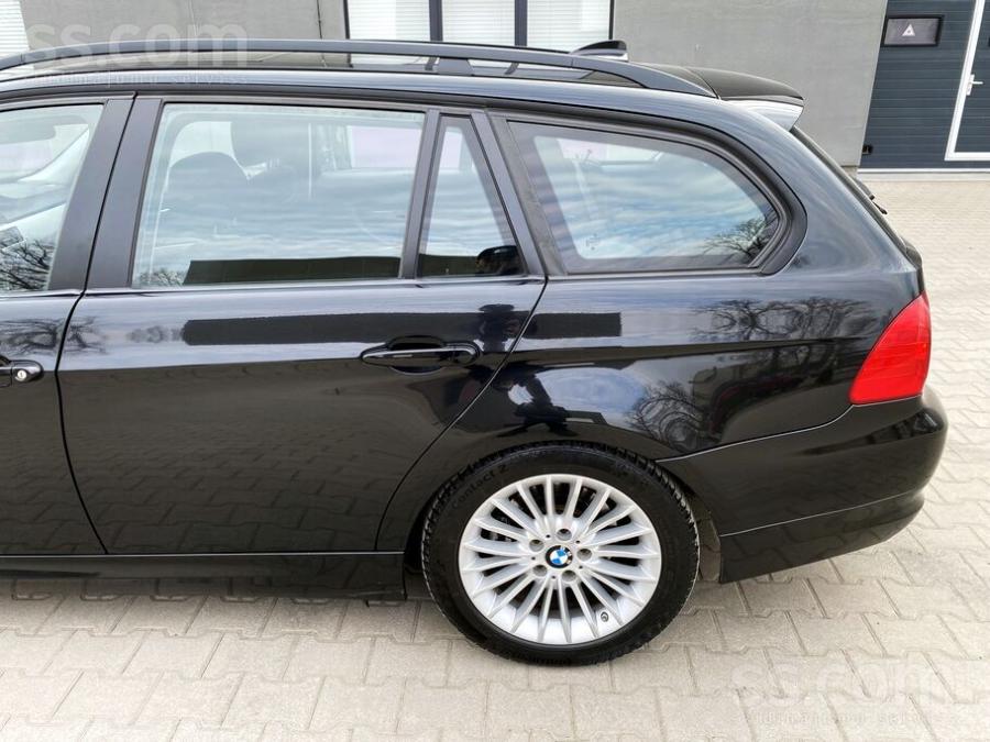 Melns BMW 318 2008 Rīga, ar dzinēja tilpumu 2.00 L un nobraukumu 300 tūkst. km par 4900 €, foto 32 vietnē AUTOMOTO.COM.LV