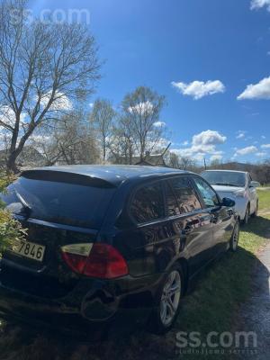 Melns BMW 318 2008 Rīga, ar dzinēja tilpumu 2.00 L un nobraukumu 252 tūkst. km par 1495 €, foto 6 vietnē AUTOMOTO.COM.LV