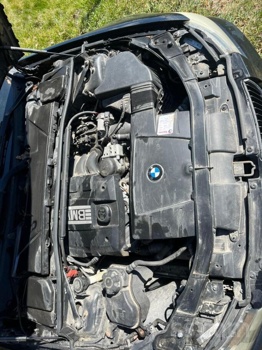 Melns BMW 318 2008 Rīga, ar dzinēja tilpumu 2.00 L un nobraukumu 252 tūkst. km par 1495 €, foto 8 vietnē AUTOMOTO.COM.LV
