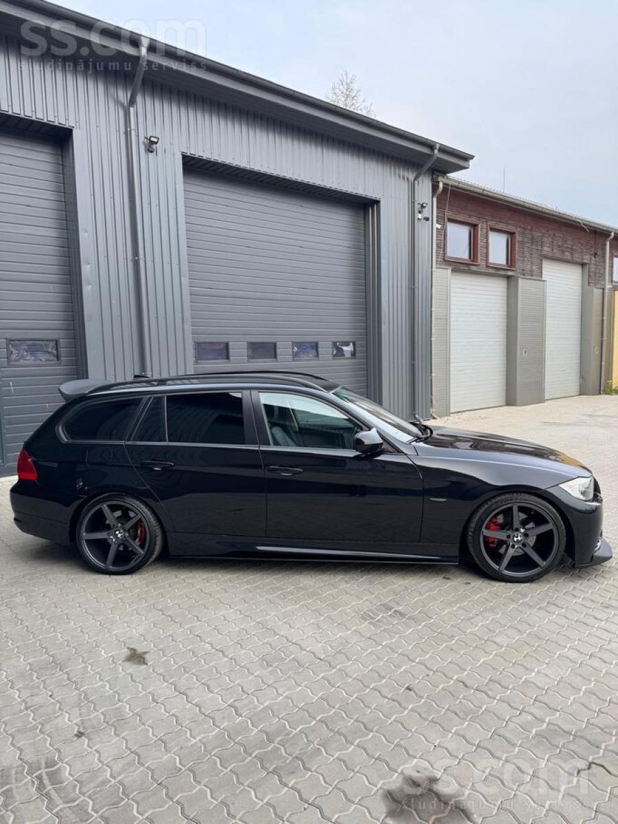 Black BMW 318 2008 in Talsi, with an engine capacity of 2.00 L and mileage of 379 thousand km for 6700 €, photo 5 on AUTOMOTO.COM.LV