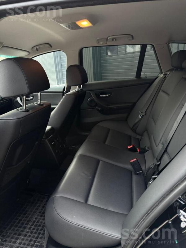 Black BMW 318 2008 in Talsi, with an engine capacity of 2.00 L and mileage of 379 thousand km for 6700 €, photo 8 on AUTOMOTO.COM.LV