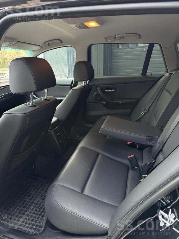 Black BMW 318 2008 in Talsi, with an engine capacity of 2.00 L and mileage of 379 thousand km for 6700 €, photo 9 on AUTOMOTO.COM.LV