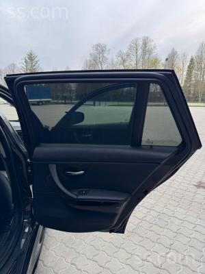 Black BMW 318 2008 in Talsi, with an engine capacity of 2.00 L and mileage of 379 thousand km for 6700 €, photo 15 on AUTOMOTO.COM.LV
