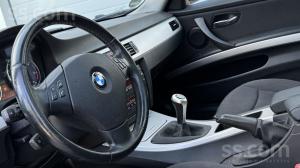 Black BMW 318 2008 in Riga, with an engine capacity of 2.00 L and mileage of 252 thousand km for 3990 €, photo 10 on AUTOMOTO.COM.LV