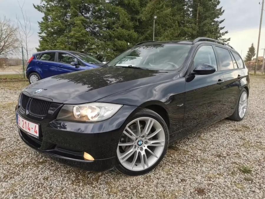 Black BMW 318 2008 in Kuldiga, with an engine capacity of 2.00 L and mileage of 269 thousand km for 4900 €, photo 1 on AUTOMOTO.COM.LV