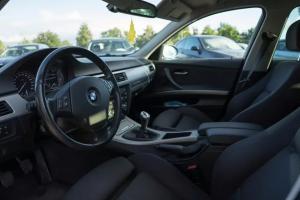 Black BMW 318 2008 in Liepaja, with an engine capacity of 2.00 L and mileage of 237 thousand km for 5250 €, photo 9 on AUTOMOTO.COM.LV