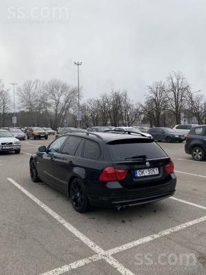Melns BMW 318 2008 Rīga, ar dzinēja tilpumu 2.00 L un nobraukumu 252 tūkst. km par 3950 €, foto 5 vietnē AUTOMOTO.COM.LV