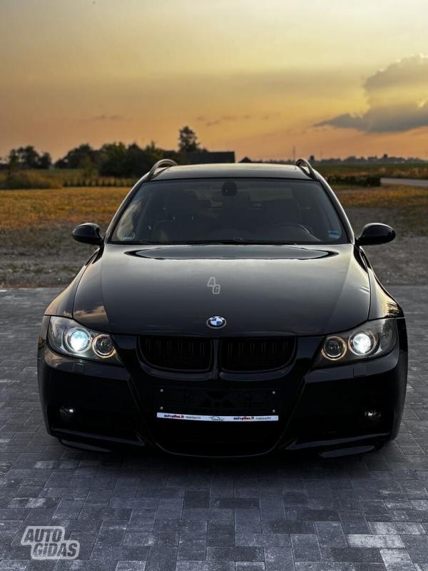 Black BMW 318 2008 in Panevezys, with an engine capacity of 2.00 L and mileage of 330 thousand km for 3200 €, photo 2 on AUTOMOTO.COM.LV
