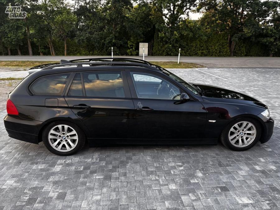 Melns BMW 318 2008 Panevēža, ar dzinēja tilpumu 2.00 L un nobraukumu 330 tūkst. km par 3200 €, foto 5 vietnē AUTOMOTO.COM.LV
