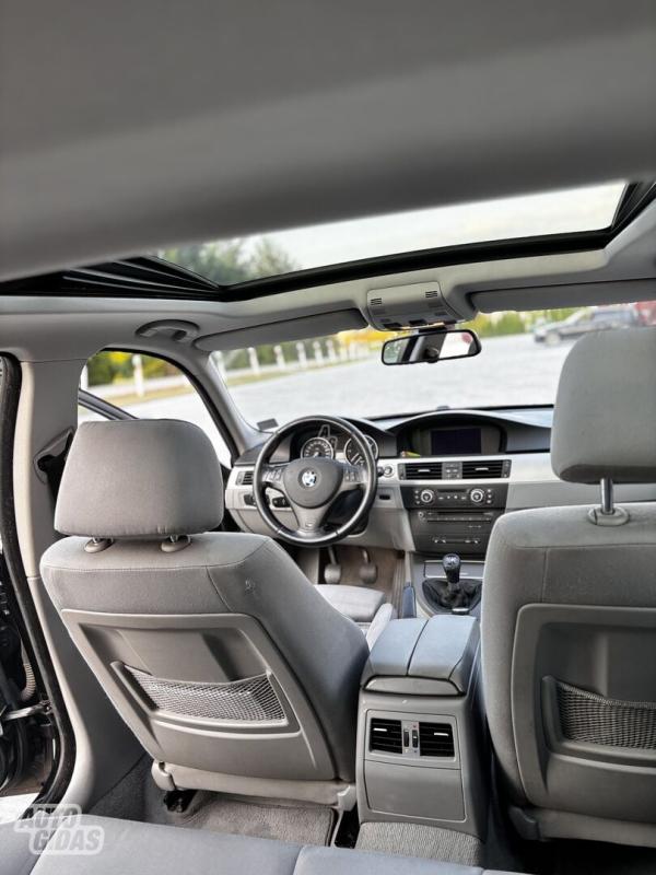 Black BMW 318 2008 in Panevezys, with an engine capacity of 2.00 L and mileage of 330 thousand km for 3200 €, photo 9 on AUTOMOTO.COM.LV