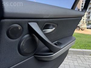 Melns BMW 318 2008 Rīga, ar dzinēja tilpumu 2.00 L un nobraukumu 309 tūkst. km par 4490 €, foto 12 vietnē AUTOMOTO.COM.LV