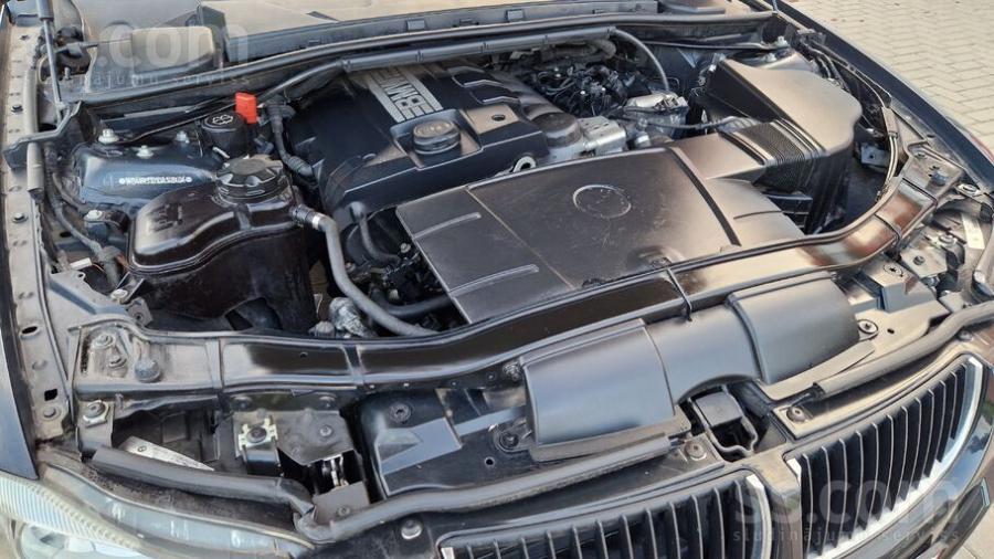 Black BMW 318 2008 in Jelgava, with an engine capacity of 2.00 L and mileage of 180 thousand km for 3950 €, photo 11 on AUTOMOTO.COM.LV