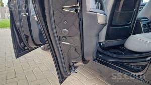 Black BMW 318 2008 in Jelgava, with an engine capacity of 2.00 L and mileage of 180 thousand km for 3950 €, photo 26 on AUTOMOTO.COM.LV