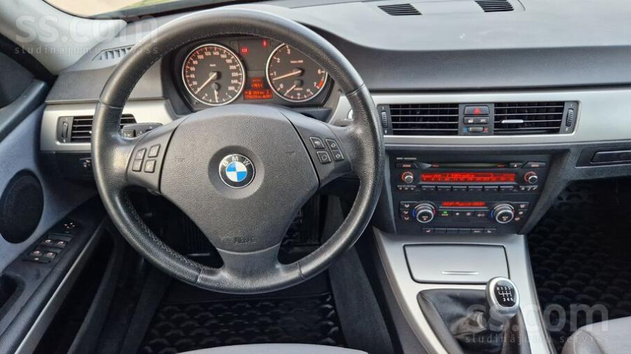Black BMW 318 2008 in Jelgava, with an engine capacity of 2.00 L and mileage of 180 thousand km for 3950 €, photo 32 on AUTOMOTO.COM.LV