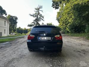 Черный БМВ 318 2008 в Вильнюс, объемом двигателя 2.00 л и пробегом 349 тыс. км за 3250 €, фото 8 на AUTOMOTO.COM.LV