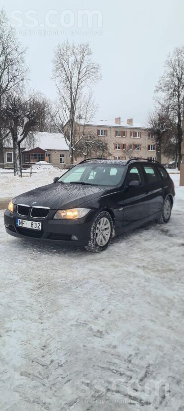 Черный БМВ 318 2008 в Лудза, объемом двигателя 2.00 л и пробегом 0 тыс. км за 3100 €, фото 10 на AUTOMOTO.COM.LV
