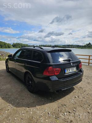 Black BMW 318 2008 in Aizkraukle, with an engine capacity of 2.00 L and mileage of 407 thousand km for 3300 €, photo 5 on AUTOMOTO.COM.LV