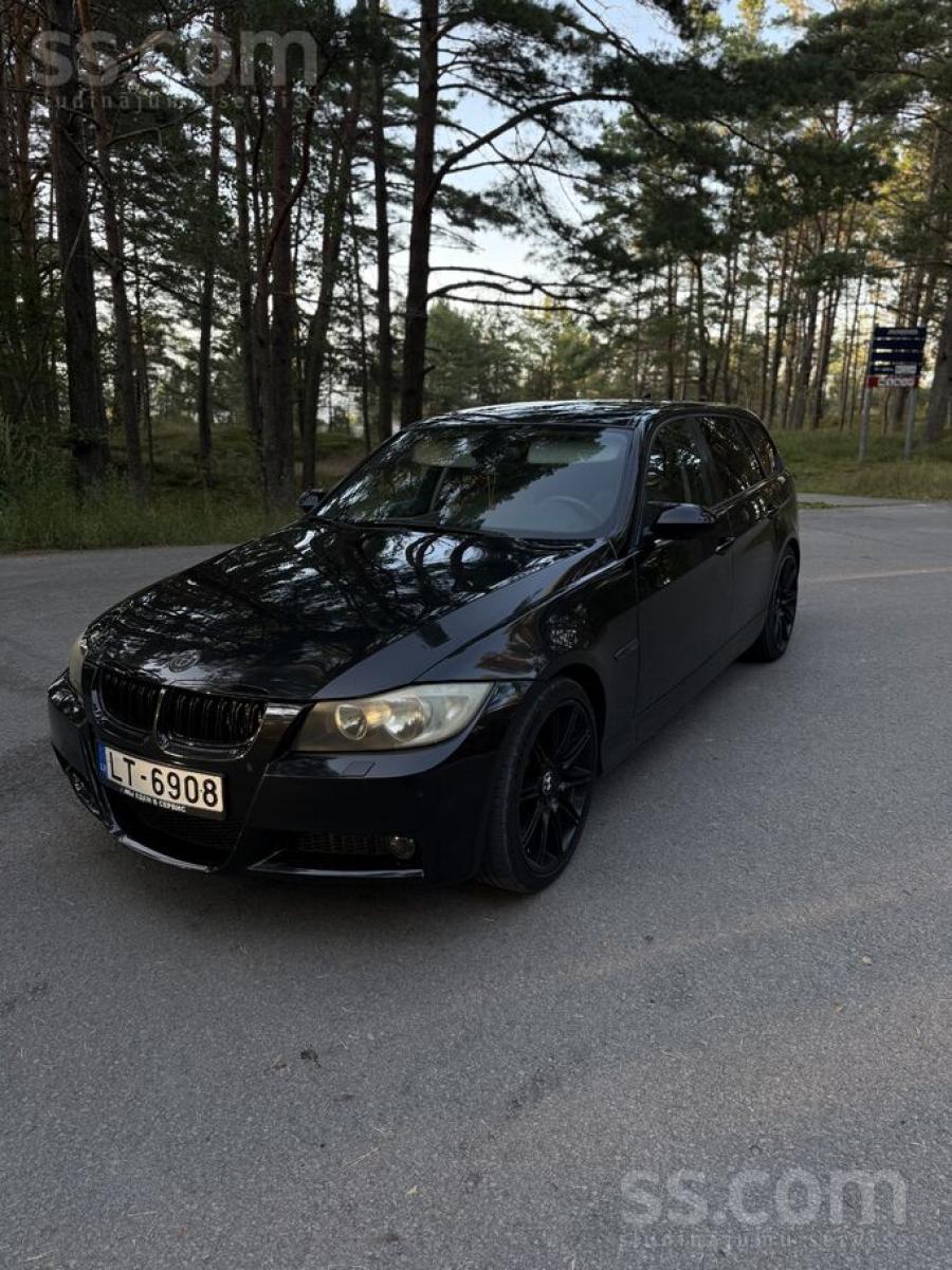 Black BMW 318 2008 in Riga, with an engine capacity of 2.00 L and mileage of 466 thousand km for 4200 €, photo 6 on AUTOMOTO.COM.LV