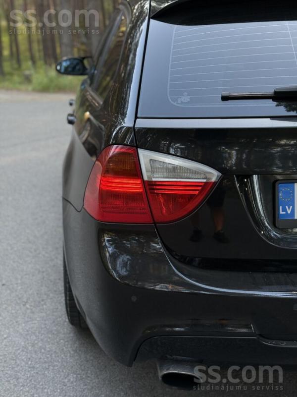 Black BMW 318 2008 in Riga, with an engine capacity of 2.00 L and mileage of 466 thousand km for 4200 €, photo 7 on AUTOMOTO.COM.LV