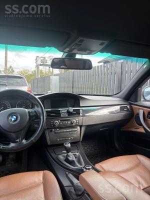 Melns BMW 318 2008 Kuldīga, ar dzinēja tilpumu 2.00 L un nobraukumu 370 tūkst. km par 4750 €, foto 5 vietnē AUTOMOTO.COM.LV