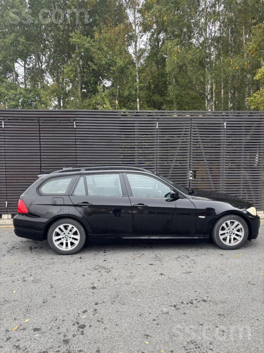 Melns BMW 318 2008 Jelgava, ar dzinēja tilpumu 2.00 L un nobraukumu 286 tūkst. km par 4299 €, foto 3 vietnē AUTOMOTO.COM.LV