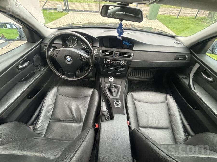 Melns BMW 318 2008 Jelgava, ar dzinēja tilpumu 2.00 L un nobraukumu 286 tūkst. km par 4299 €, foto 8 vietnē AUTOMOTO.COM.LV