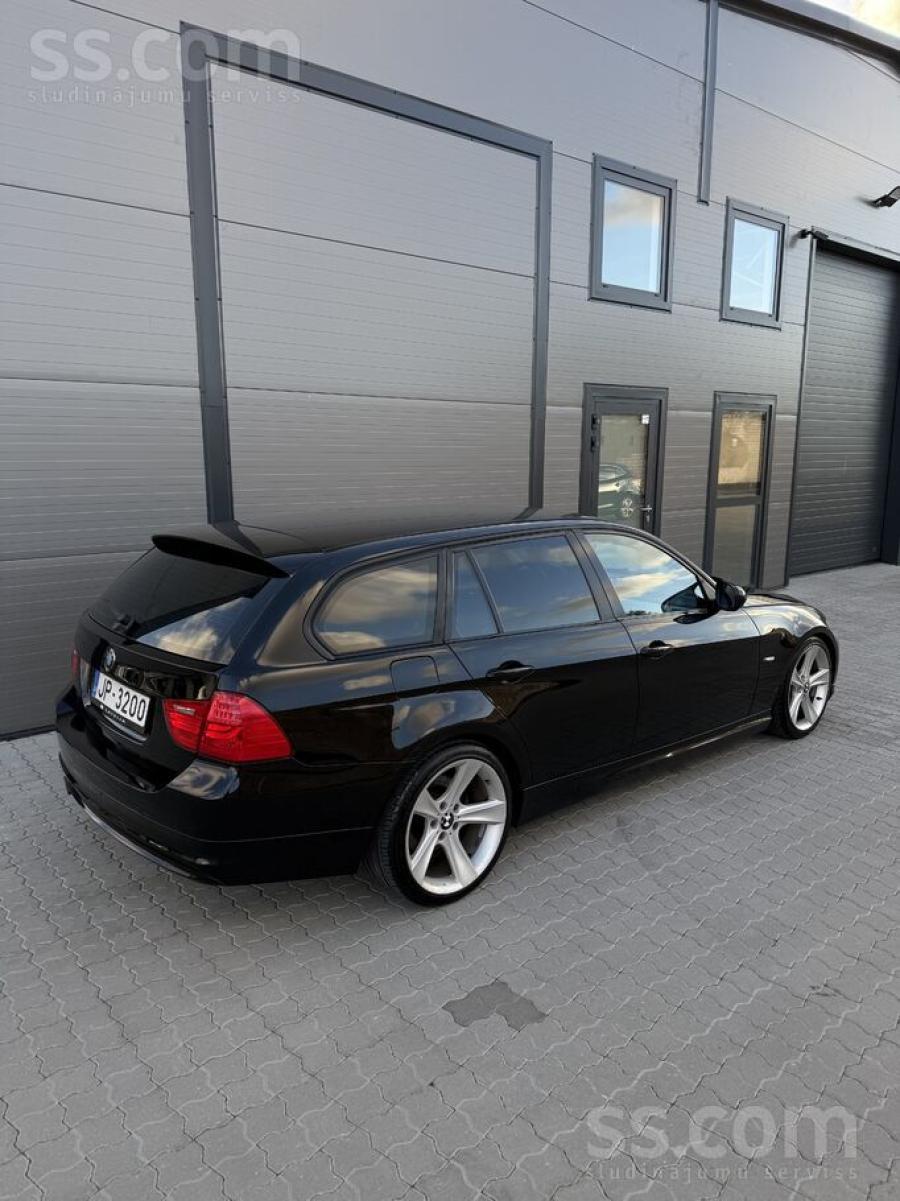 Melns BMW 318 2008 Liepāja, ar dzinēja tilpumu 2.00 L un nobraukumu 0 tūkst. km par 3250 €, foto 4 vietnē AUTOMOTO.COM.LV