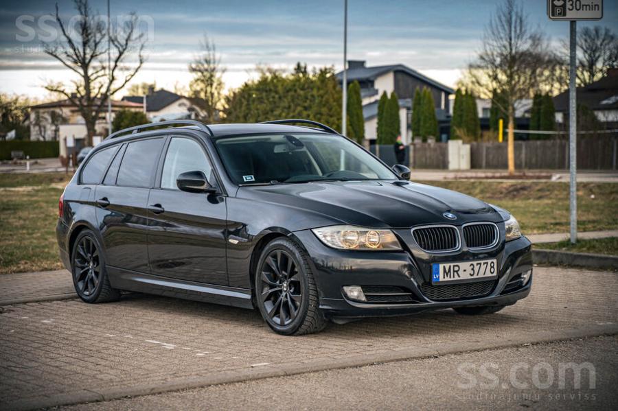 Black BMW 318 2009 in Riga, with an engine capacity of 2.00 L and mileage of 374 thousand km for 4200 €, photo 3 on AUTOMOTO.COM.LV