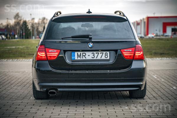 Black BMW 318 2009 in Riga, with an engine capacity of 2.00 L and mileage of 374 thousand km for 4200 €, photo 6 on AUTOMOTO.COM.LV