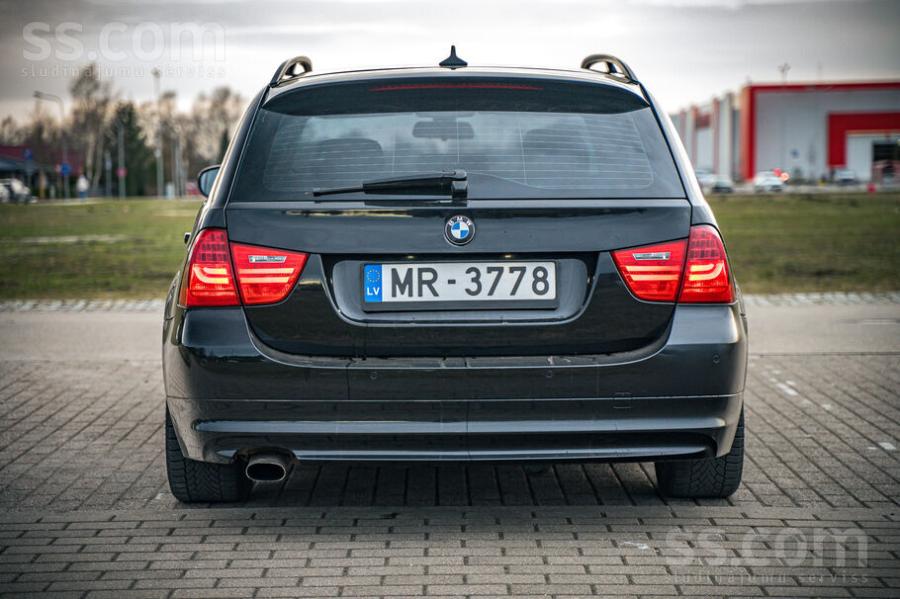 Black BMW 318 2009 in Riga, with an engine capacity of 2.00 L and mileage of 374 thousand km for 4200 €, photo 6 on AUTOMOTO.COM.LV