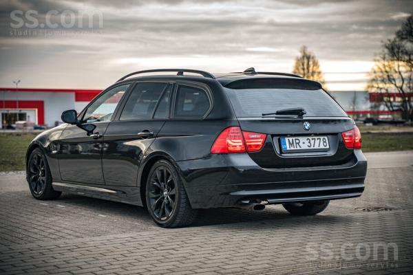 Black BMW 318 2009 in Riga, with an engine capacity of 2.00 L and mileage of 374 thousand km for 4200 €, photo 7 on AUTOMOTO.COM.LV